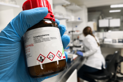 Ficha FISPQ: O que é e por que é tão importante? - Higiclear